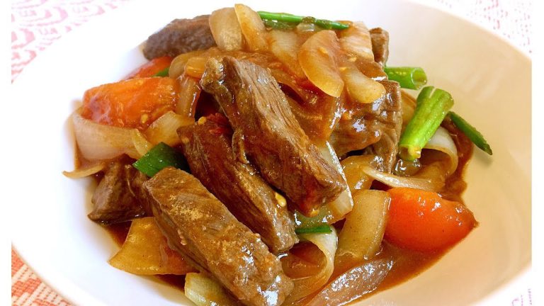 Beef and Tomato Stir-Fry - CiCi Li, Asian Home Cooking