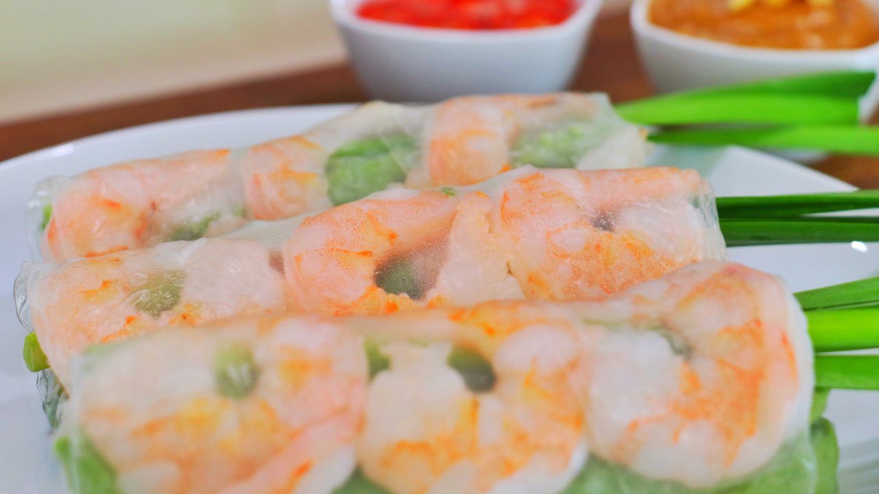 Spring Rolls vs Egg Rolls: What's the Difference? - CiCi Li, Asian Home ...