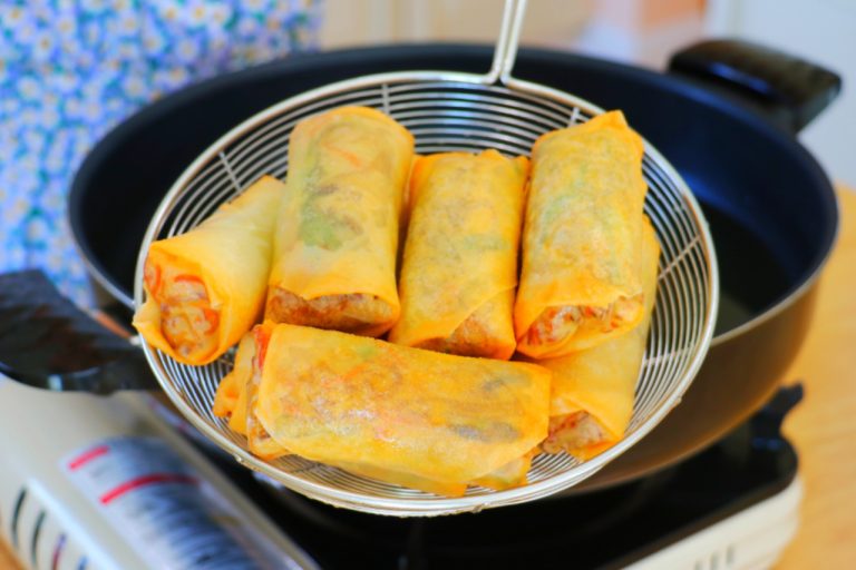 Crispy Chicken Spring Rolls - CiCi Li, Asian Home Cooking