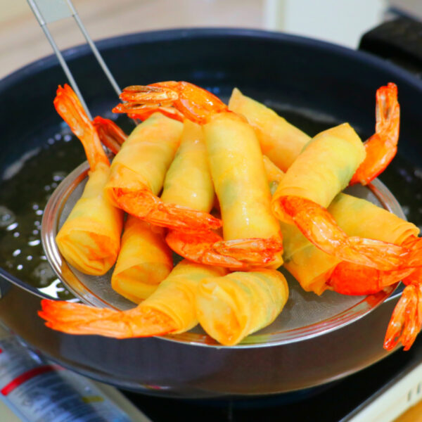 25-Min Crispy Shrimp Rolls - CiCi Li, Asian Home Cooking