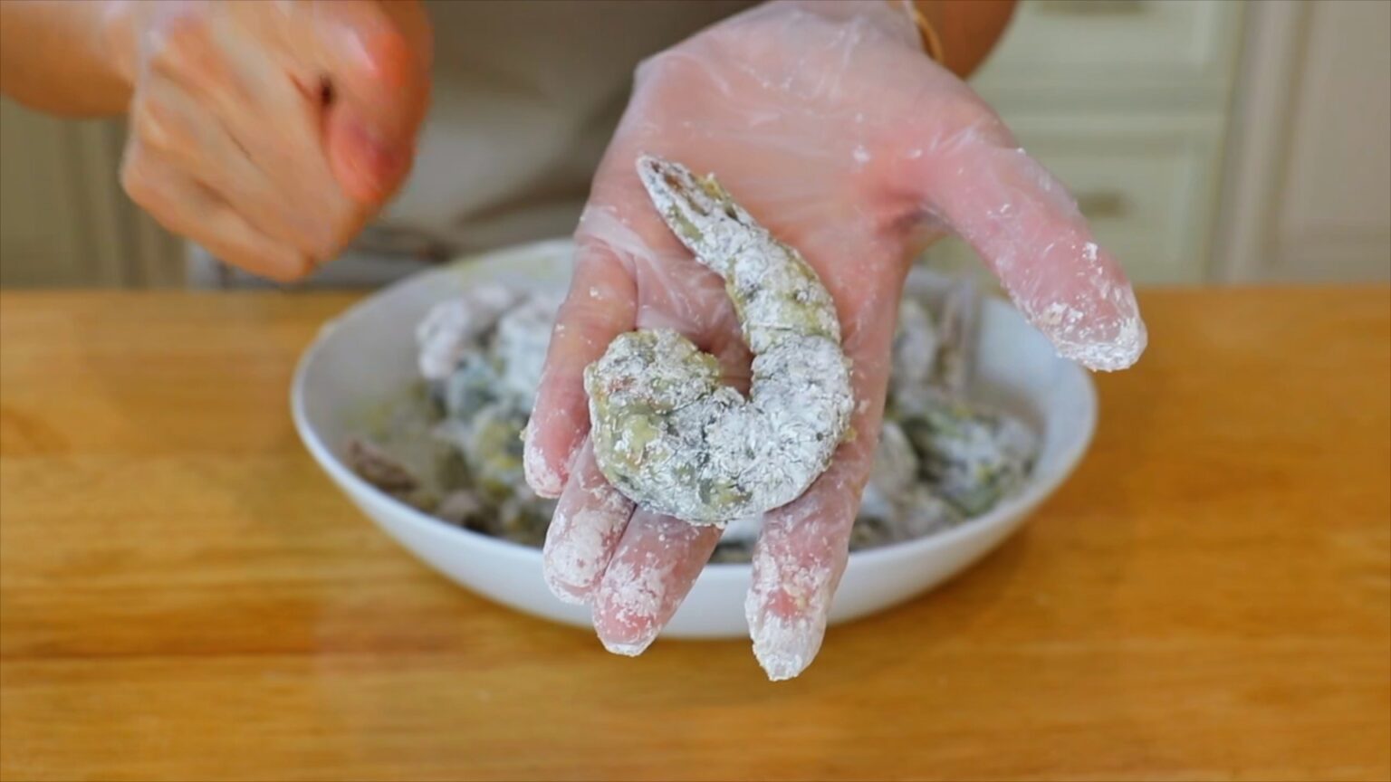 10-Min Crispy Salt and Pepper Shrimp Recipe - CiCi Li, Asian Home Cooking