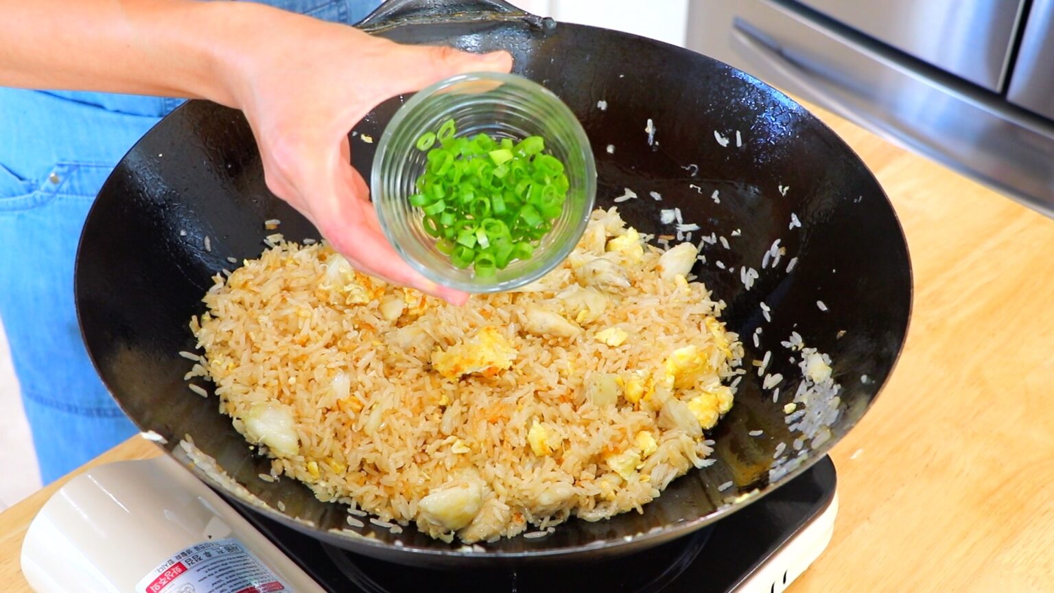 10-Min Thai Crab Fried Rice Recipe - CiCi Li, Asian Home Cooking