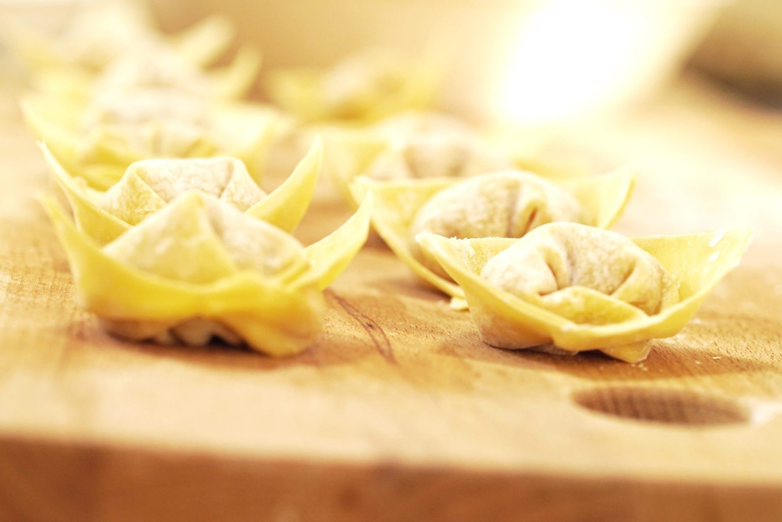 CiCiLi.tv - Sichuan Chilli Oil Wonton Recipe (Chao Shou)